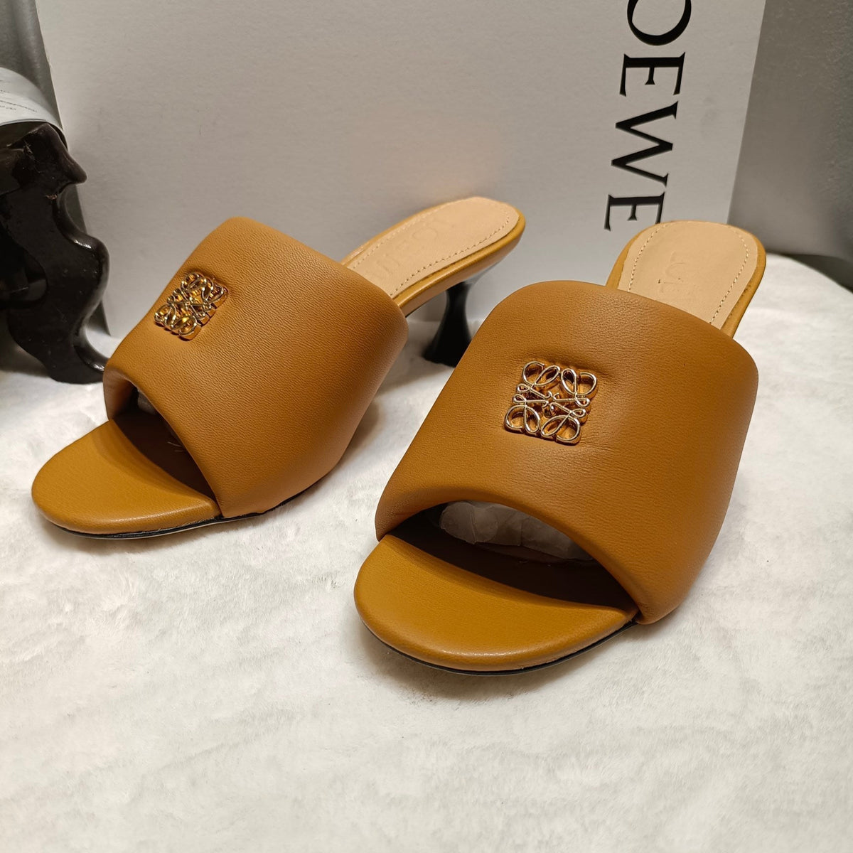 Loewe Anagram Padded Mule Brown Sheepskin – Vittoria Paris